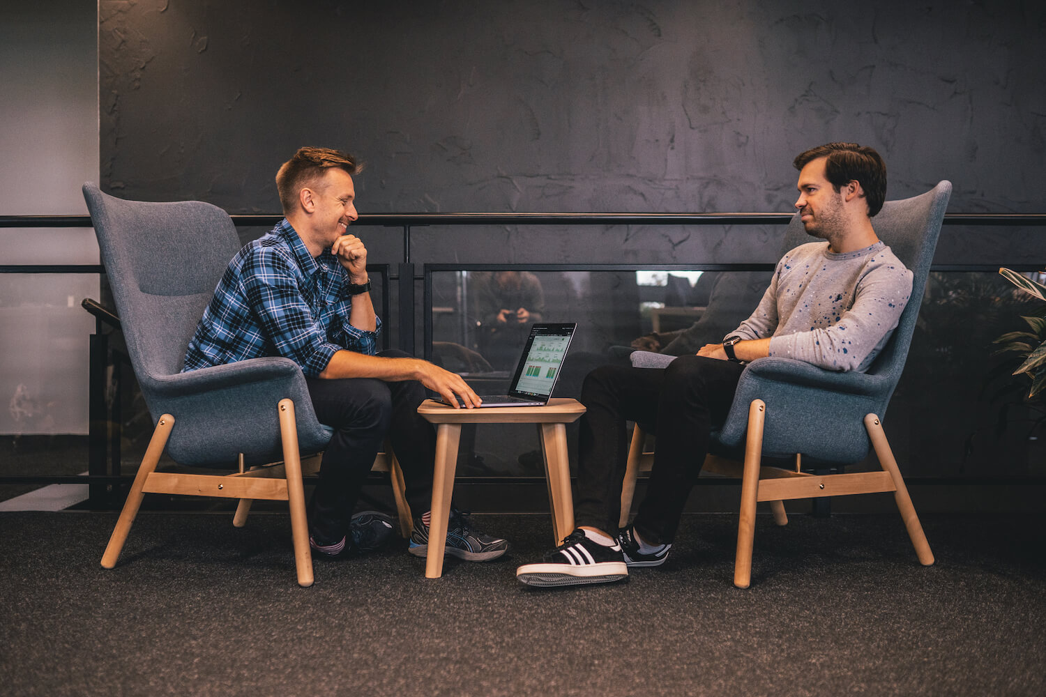 What is job hopping & why hire a job hopper | DeskTime Blog