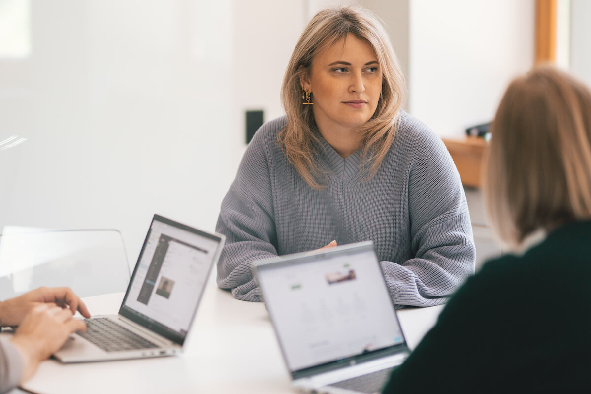 Is your employee job-hunting? | DeskTime Blog