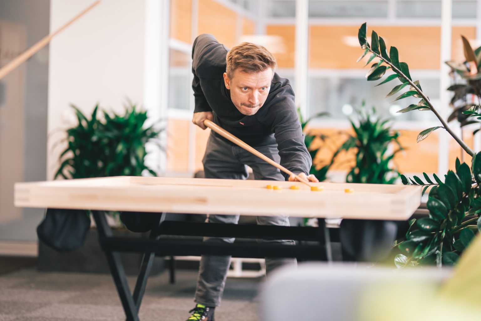 11 ways how to make time go faster at work | DeskTime Blog